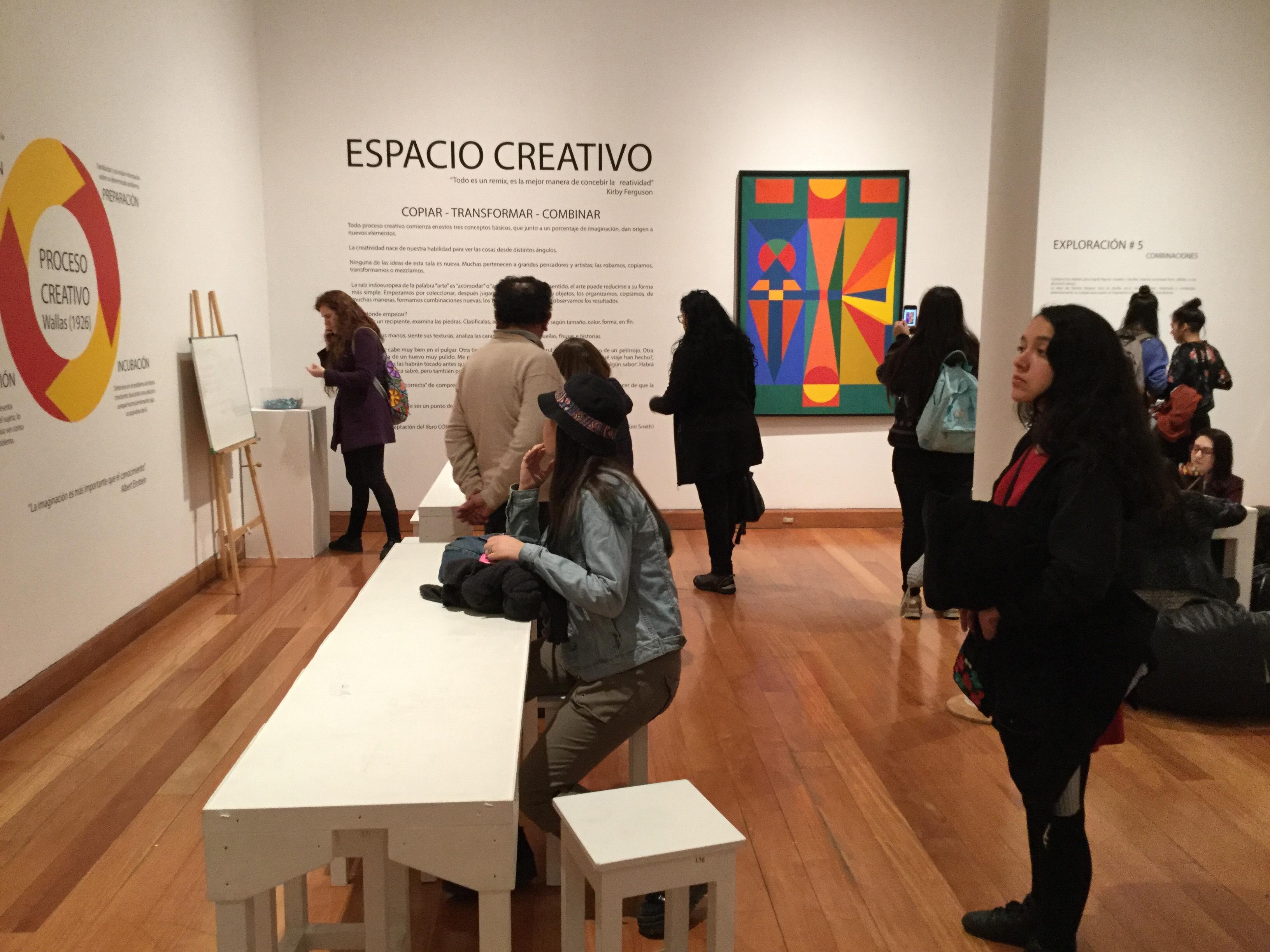 Se realiza la primera visita al Museo de Artes Visuales junto a #LaUInvita